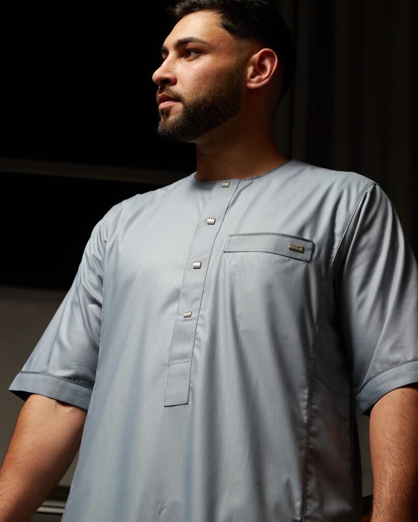 Design 1623 – Short sleeve Thobe (MATCHING FATHER & SON) – Laila Couture